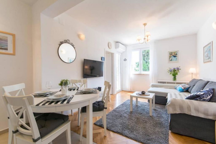Flora Three Bedroom Apartment Near Beach - Dubrovnik