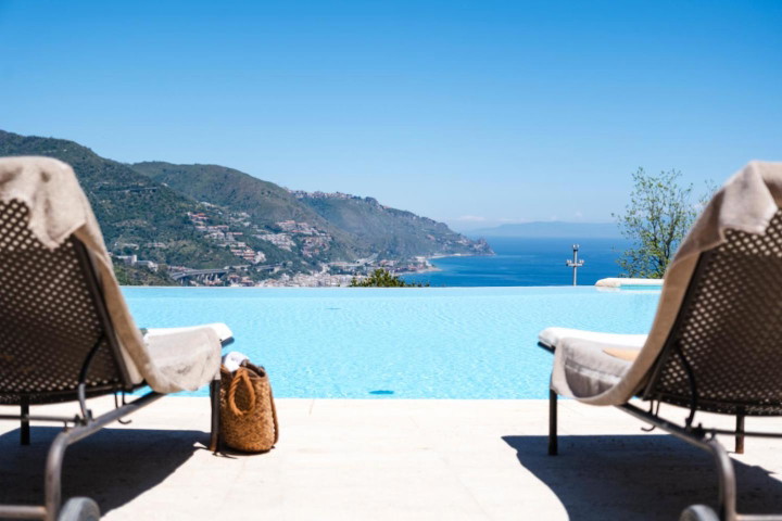 Casa Giulia Taormina -Luxury Apartment With Panoramic View, Swimming Pool,parking Et Center Ville - Taormina