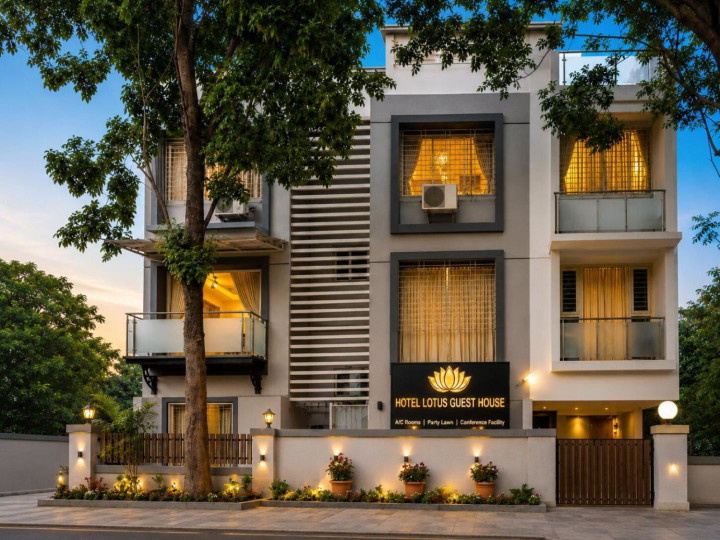 Hotel Lotus - Near Tech Park, Balewadi - Pune