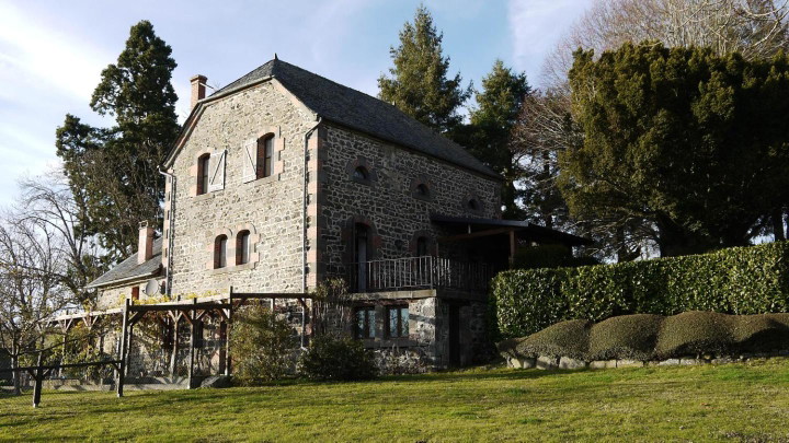 Gites Au Chateau De Vernieres - Saint-Flour