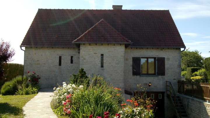 Jolie Maison De Campagne - Yonne