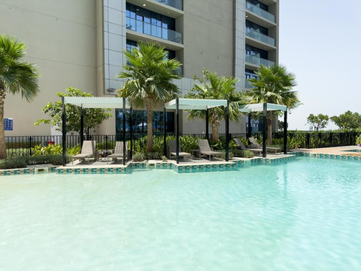 Guestready - High Floor L Partial Canal View - Dubai