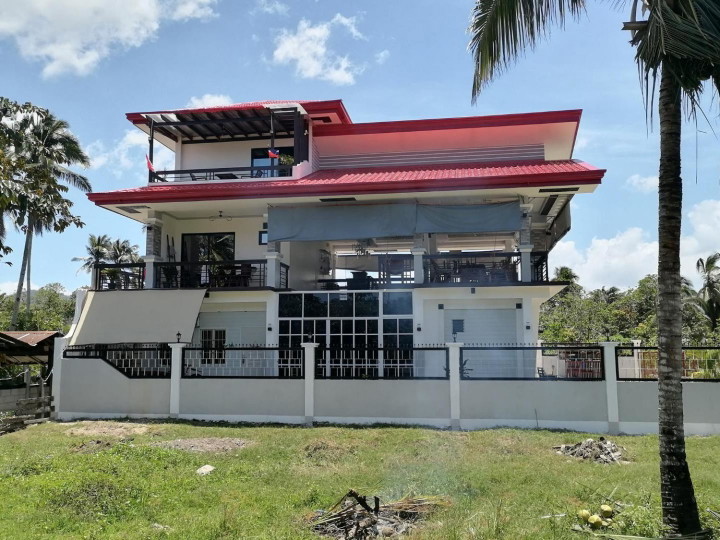 La Bella Swiss Inn - San Vicente, Philippines