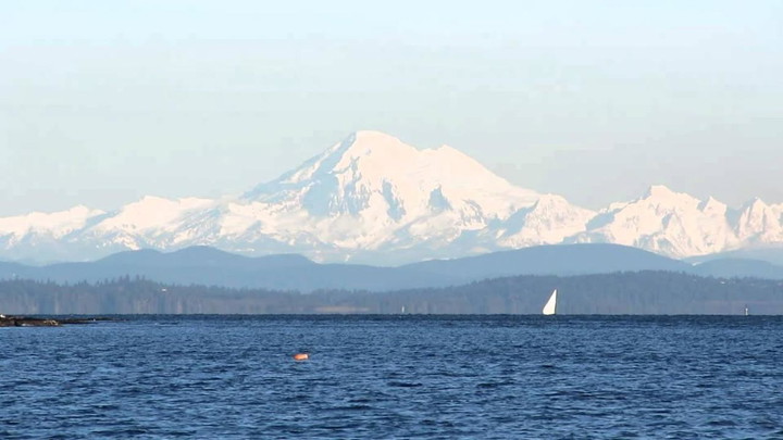 180 Degree Panoramic View Of Ocean & Mount Baker - Surrey