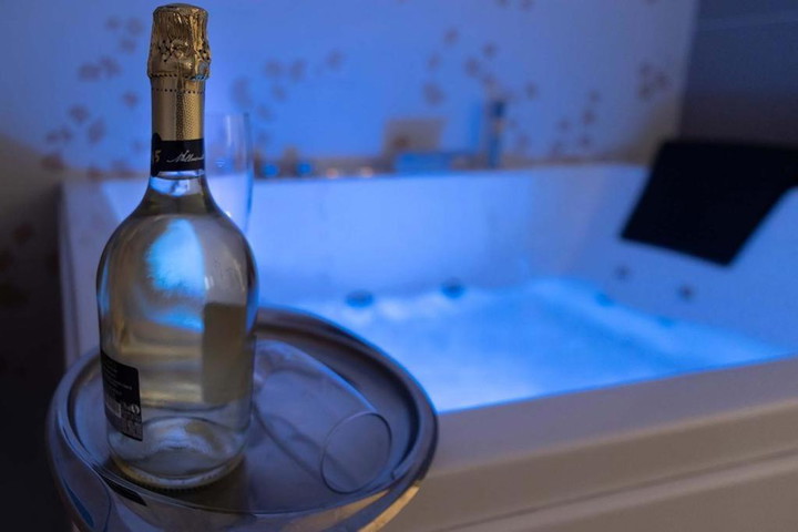 Al Chiaro Di Luna Luxury Suites Amalfi Coast - Vietri sul Mare