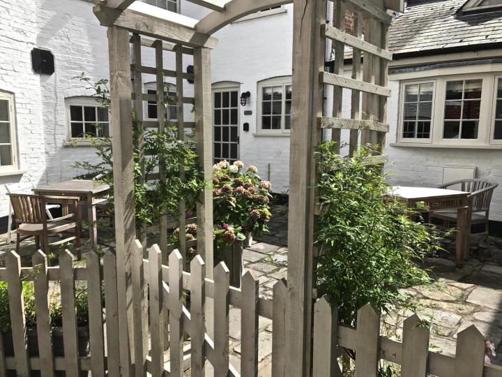Courtyard Cottages Lymington, 2 Adults Only - Beaulieu