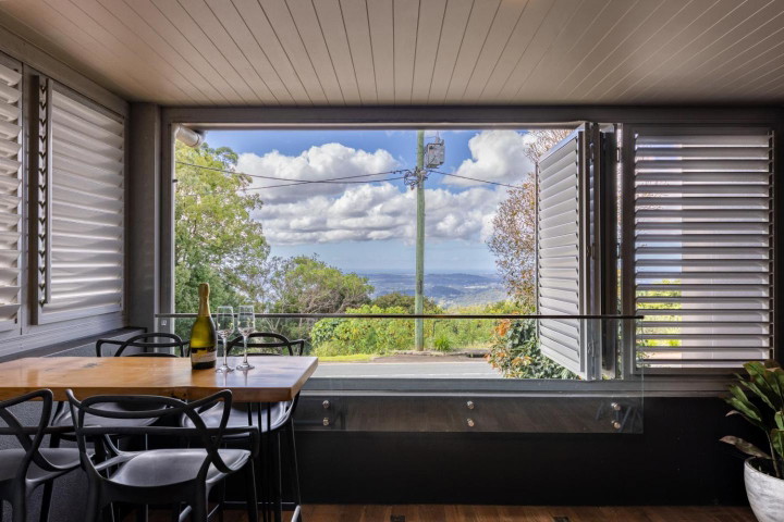 Luxury Hinterland Retreat - Family Suite With Hinterland And Ocean Views - Maleny