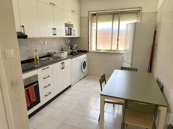 Odivelas Bright Apartment - Póvoa de Santa Iria