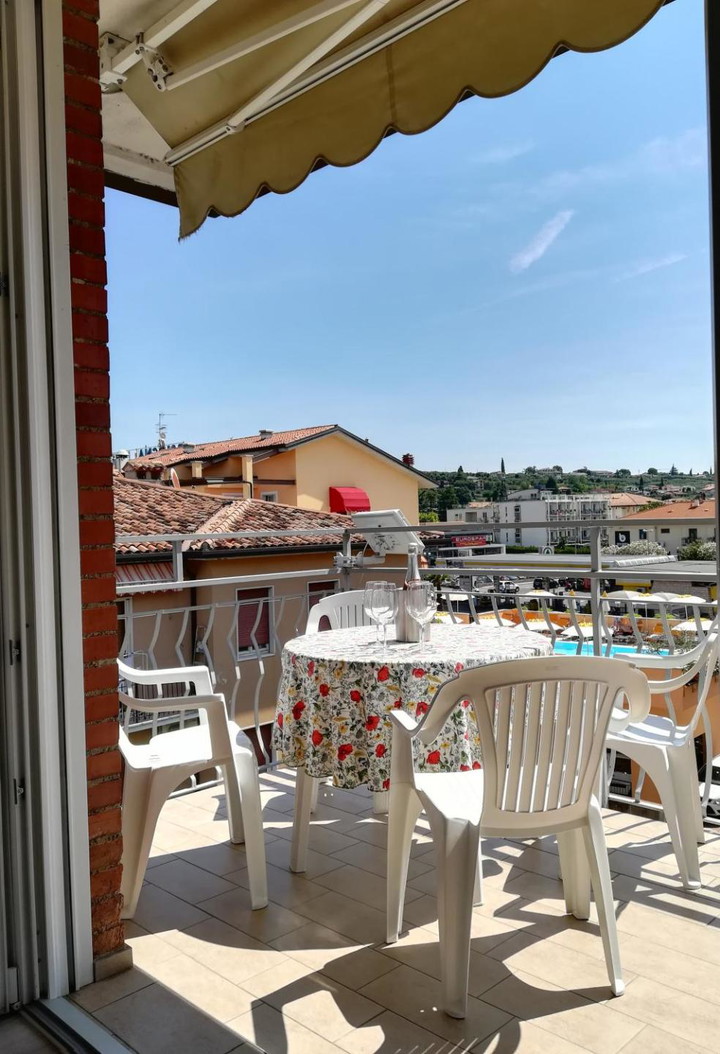 Sweet Irene Deluxe Balcony & Elevator - Bardolino
