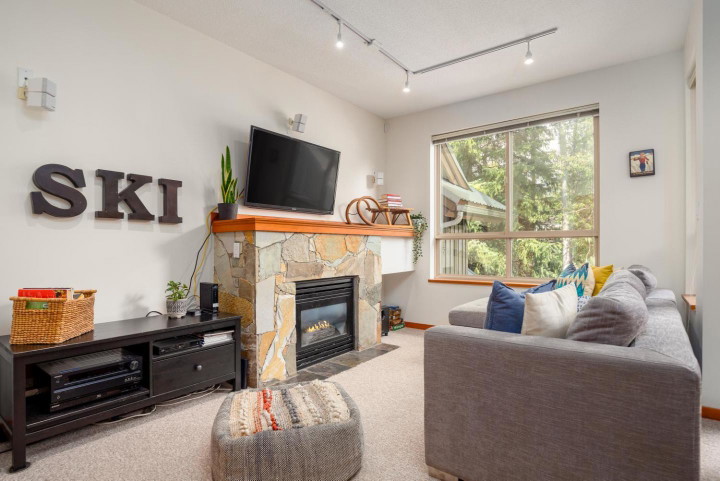 2br | Symphony | Dog Friendly | Hot Tub | Private Balconies | Village Location | Parking - British Columbia