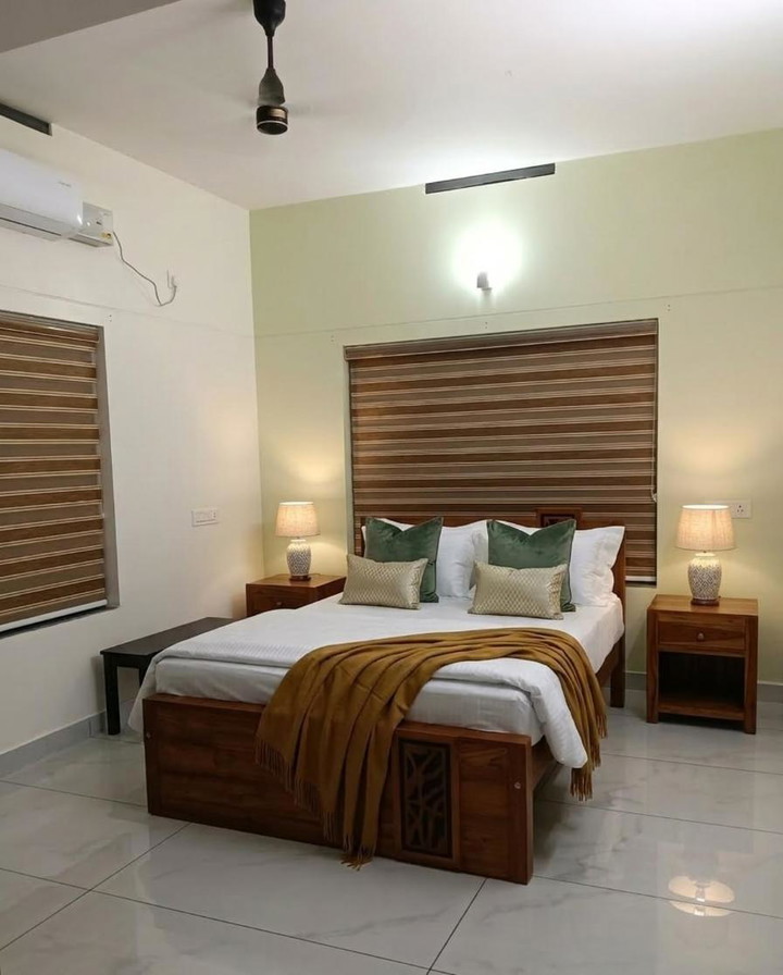 Var Teak Haus 1 Ac 2bhk 10 Min Drive Beach & Cliff - Varkala