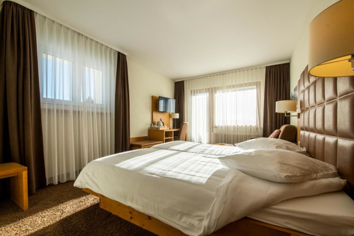 Hotel Olympic - Montana Center - Canton of Valais