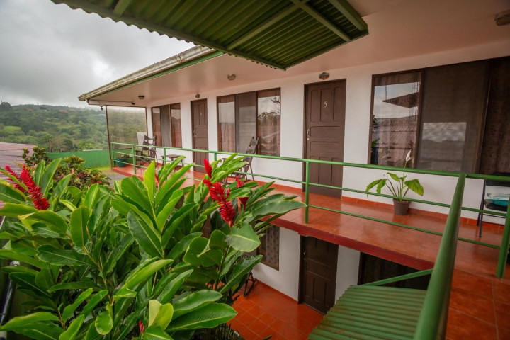 Hostal Nuevo Arenal Downtown, Private Rooms With Bathroom - Guanacaste Province