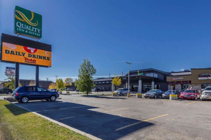 Quality Inn & Suites - Saskatoon