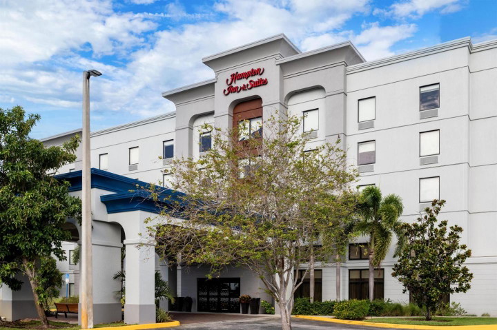 Hampton Inn & Suites Ft. Lauderdale/west-sawgrass/tamarac, Fl - Coral Springs, FL