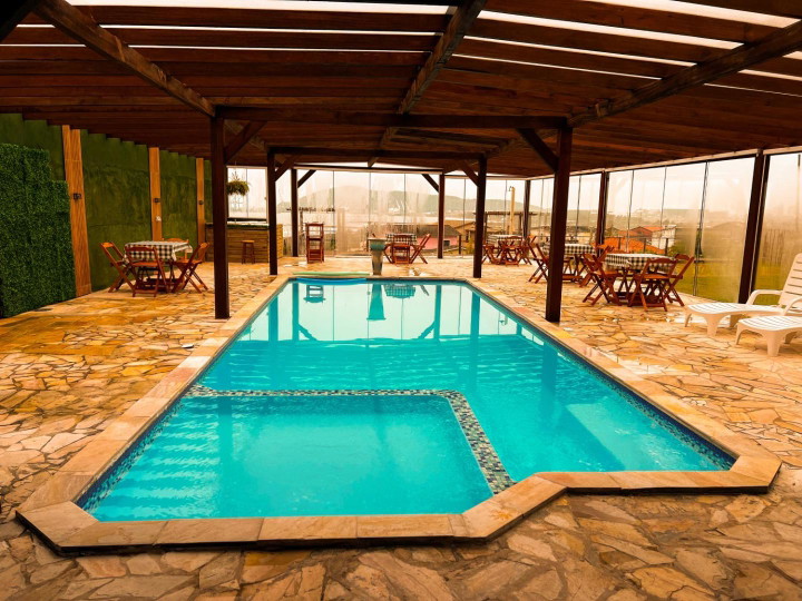 Chalé Com Piscina Aquecida - Vista Panorâmica Da Praia, A 200m Do Mar, Sala De Jogos, Academia E Churrasqueira - Imbituba
