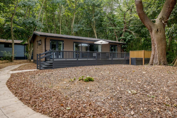 Woolverstone Marina And Lodge Park - Ipswich