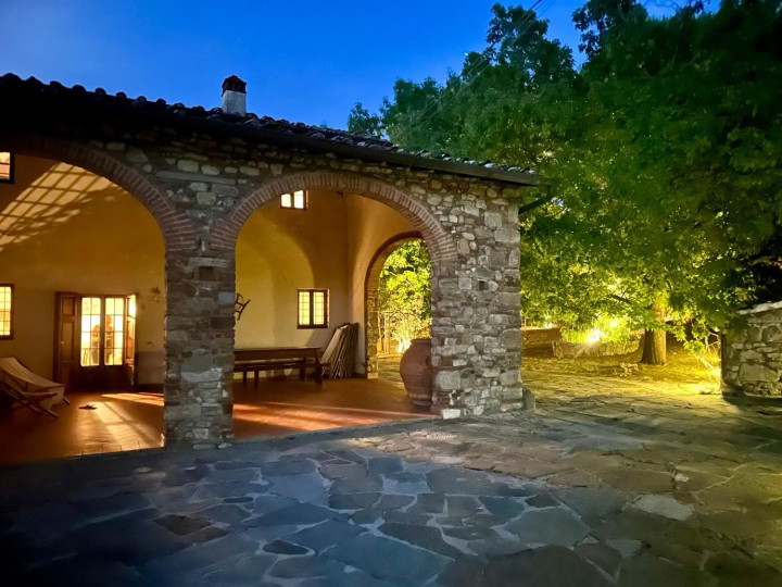 Podere Fichereto Casa In Pietra Sulle Colline Di Firenze Con Oliveto E Parcheggio - Toscane