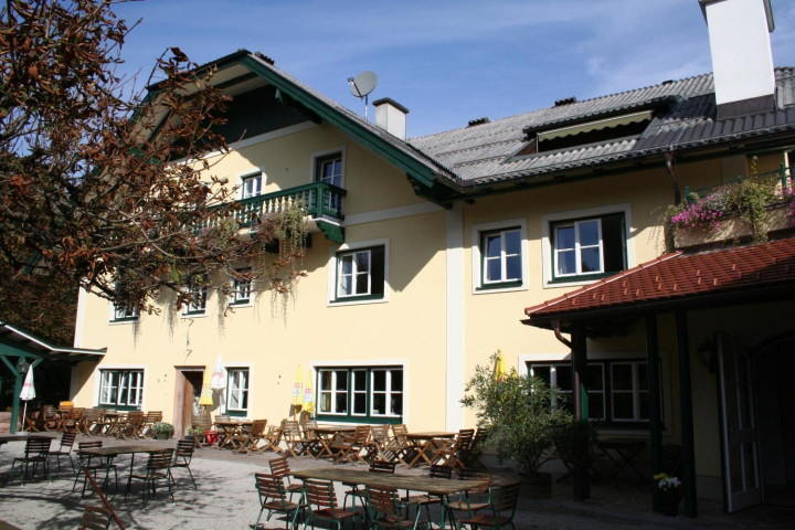 Gasthaus ÜBerfuhr - Salzburg
