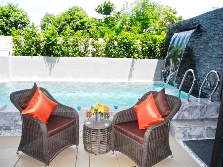 Coco Chalong 2 Bedrooms New Villa - Phuket