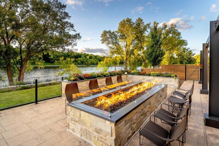 Courtyard By Marriott Appleton Riverfront - Appleton, WI
