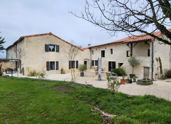 Gîte 3 ÉToiles Climatisée La Mezza - Jarnac