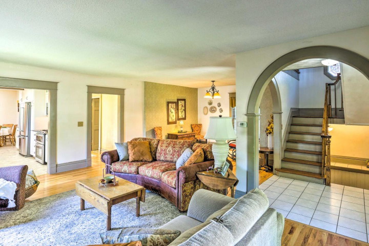 Walk To Dtwn: Historic Gem W/ Deck In Rapid City - Rapid City, SD