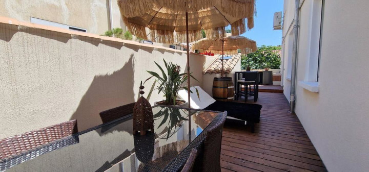 L'oiseau Du Paradis Proche Des Grands Buffets - Narbonne