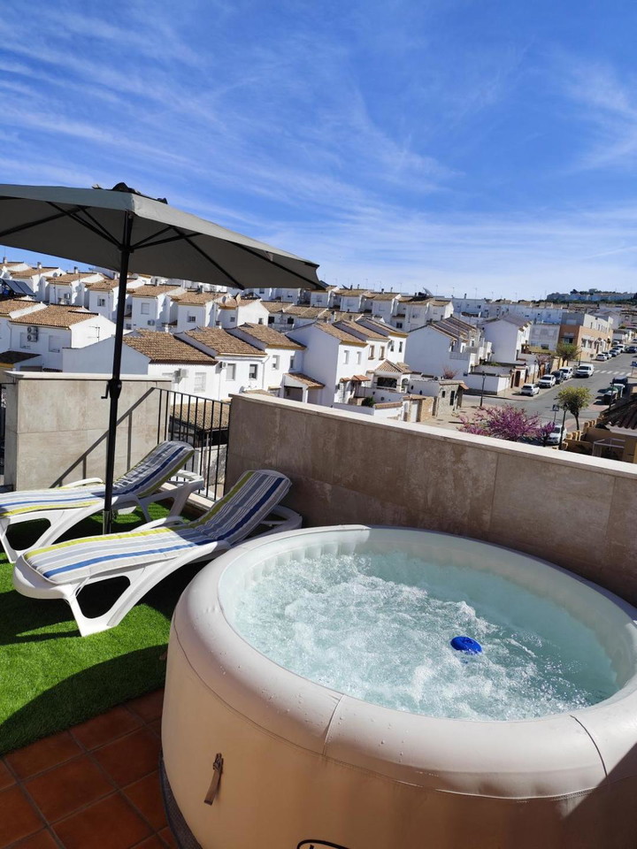 Adosado En Medina Sidonia Muy Cerca De Las Playas De Chiclana, Conil , El Palmar - Medina-Sidonia