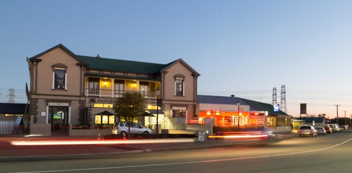 Racecourse Hotel And Motor Lodge - Christchurch