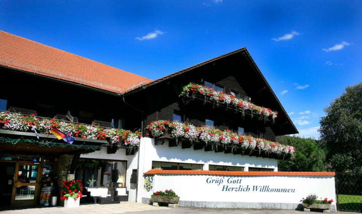 Hotel Gut Schmelmerhof - Deggendorf