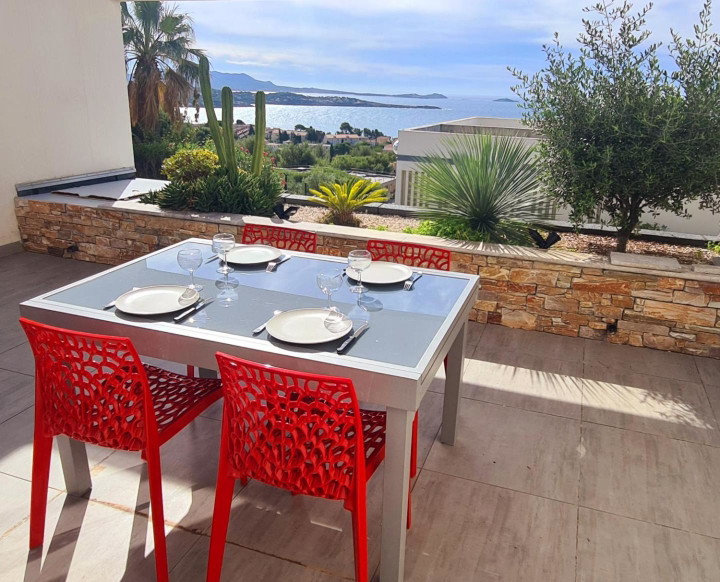 Magnifique Appartement Vue Mer - Grande Terrasse Et Piscine - Le Castellet