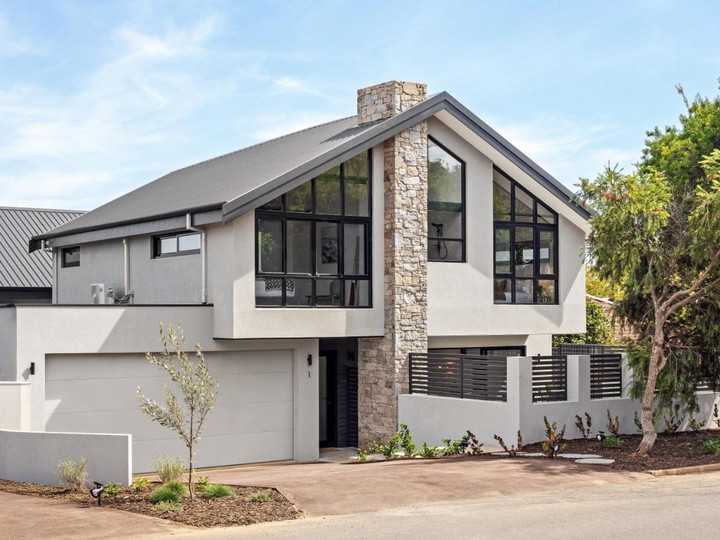 Stone River Villa 1 - Luxe Retreat - Heated Pool - Margaret River