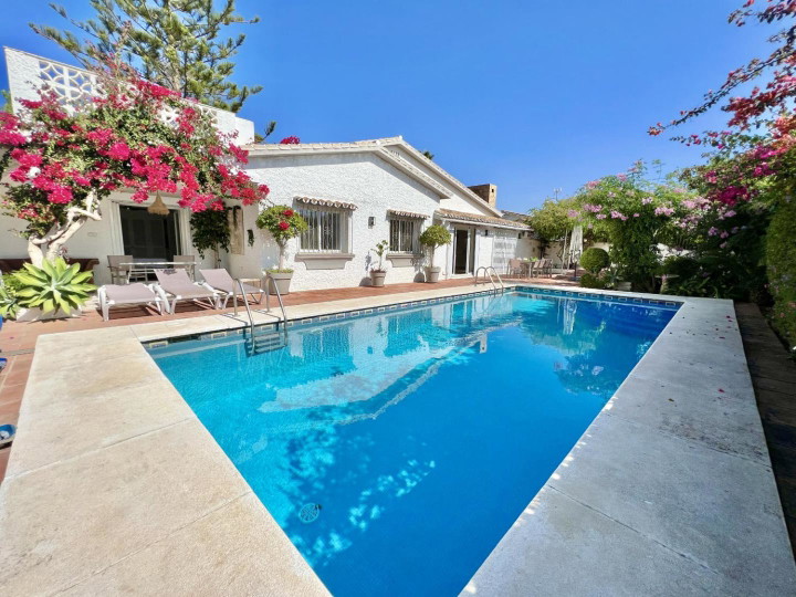 58 - Villa 4 Chambre Piscine Prive Proche De La Mer A Cancelada - Provincia de Málaga, España