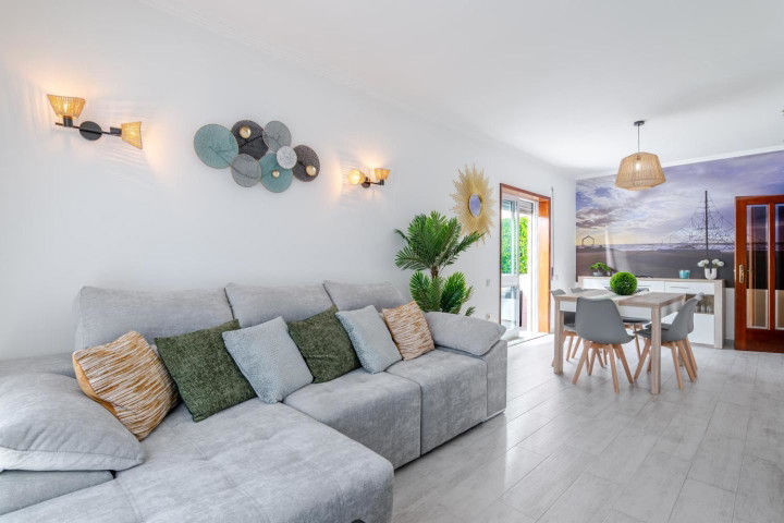 Sunset Terrace House By Destiny Houses - Esmoriz