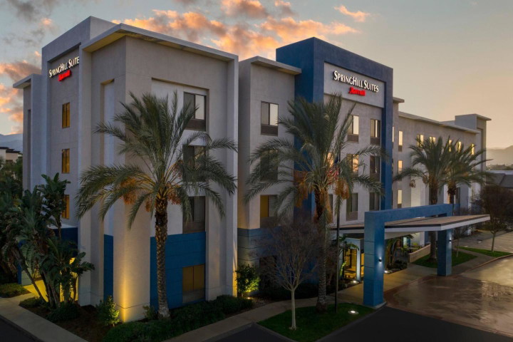 Springhill Suites By Marriott Corona Riverside - Corona, CA