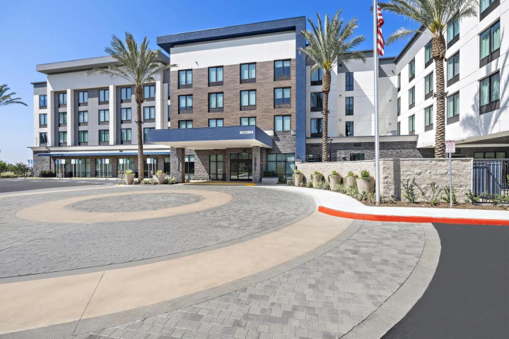 Home2 Suites By Hilton Ontario Airport, Ca - Eastvale, CA
