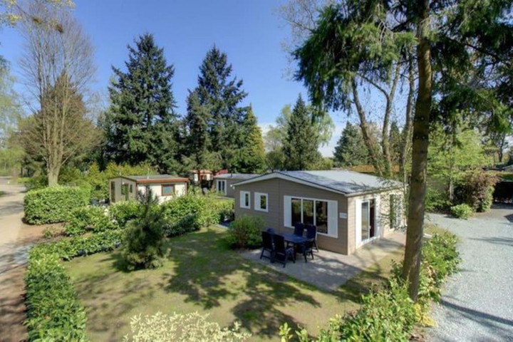 Mooi Chalet Op Prachtige Plek In Het Groen - Nijkerk