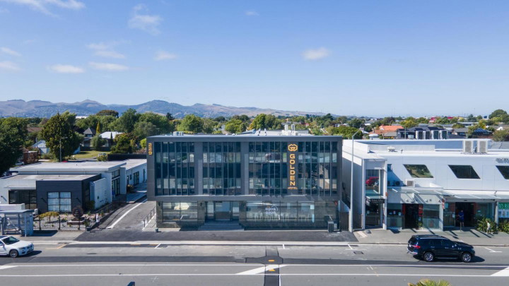 Golden Hotel - New Zealand