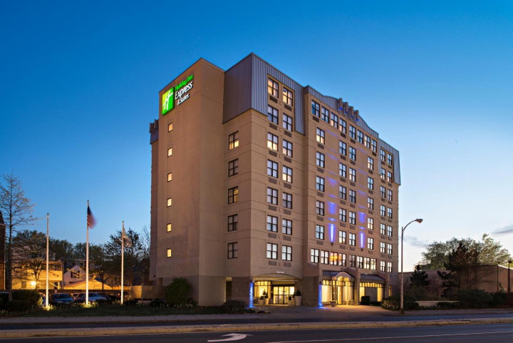 Holiday Inn Express & Suites Boston - Cambridge By Ihg - Lexington