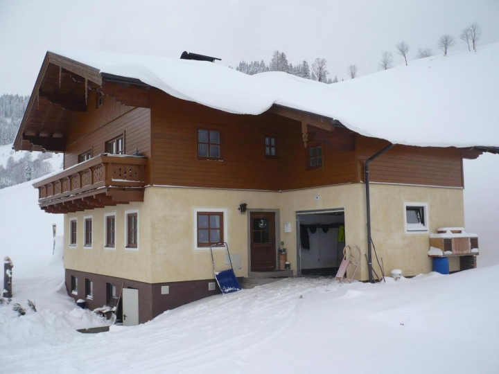 Apartment In Wagrain With Stunning Mountain Views - Wagrain