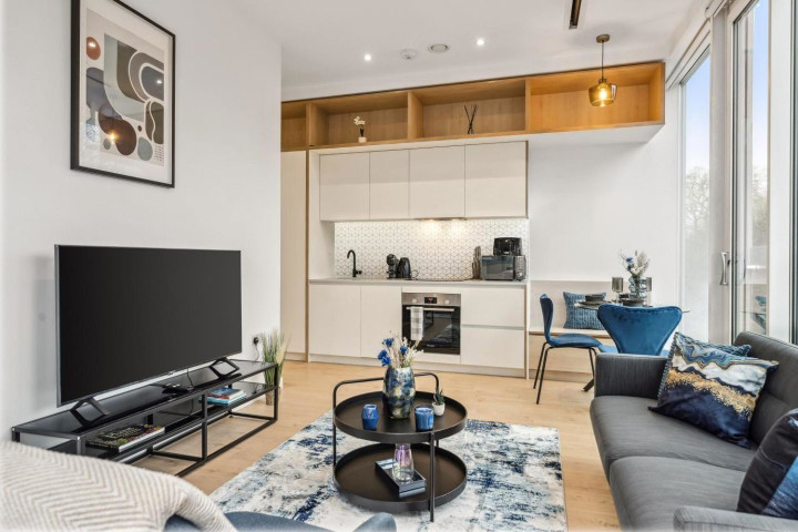 Luxury Apartment With Cinema Room, Gym, Parking And Game Room - Hounslow