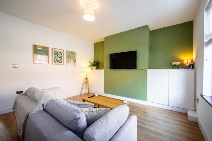Beautiful 2 Bedroom House In Atherton, Free Parking - Bolton