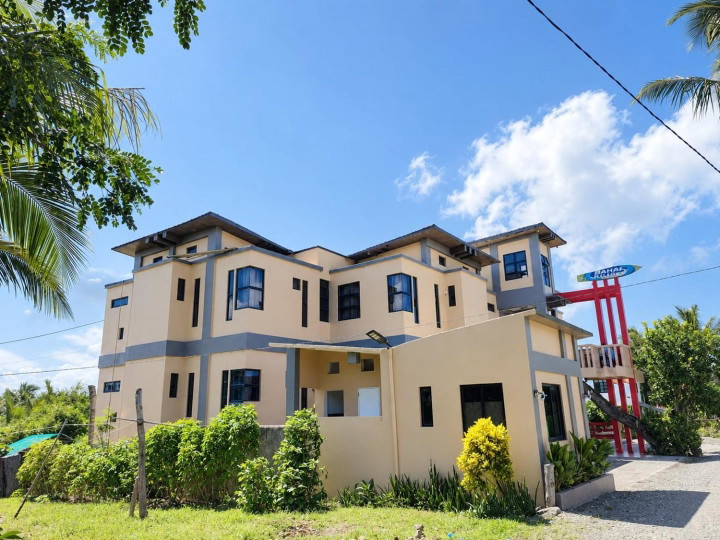 Bahai Jujai Resort - Baler