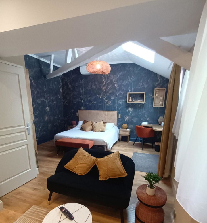 Logis Hôtel La Brèche - Restaurant Berthelot - Bléré