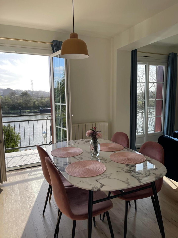 Ambiance Seine, Appartement Surplombant La Seine -51 M2, Anémone- - Fontainebleau