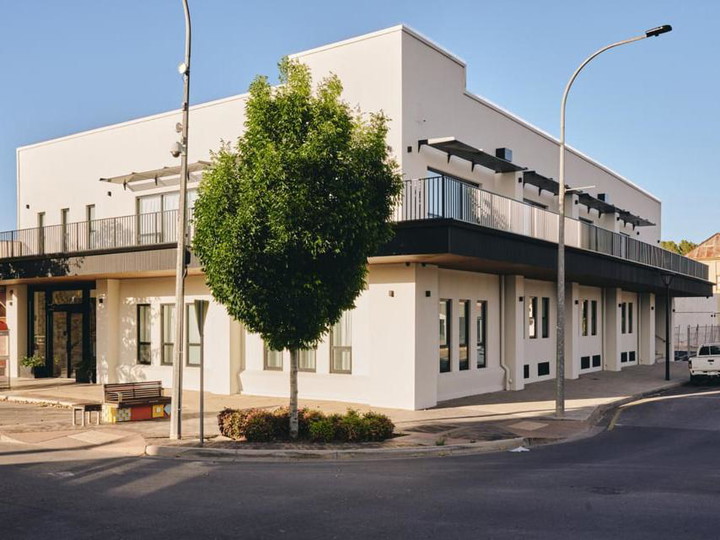 Thirty Nine Alexander - Port Pirie