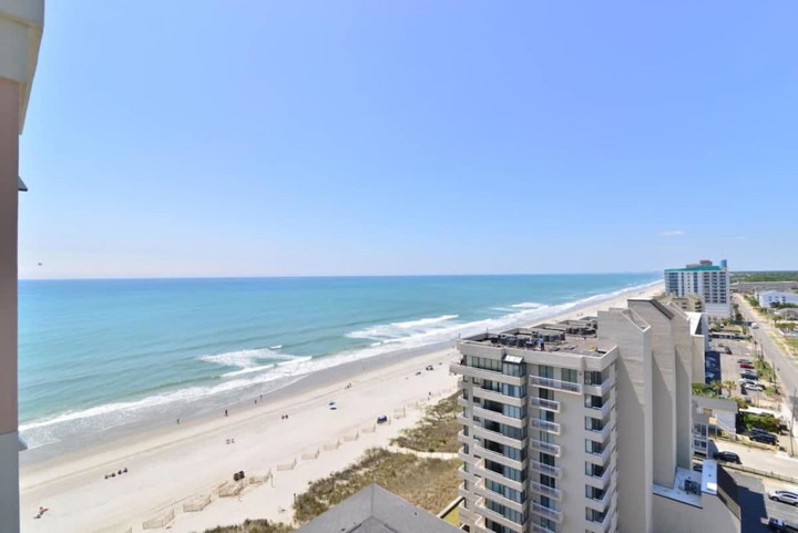 Penthouse Stunning Views Lazy River Indoor Pool - North Myrtle Beach, SC