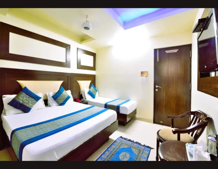 Family Hotel P & G Near New Delhi Railway Station & Connaught Palace - Delhi