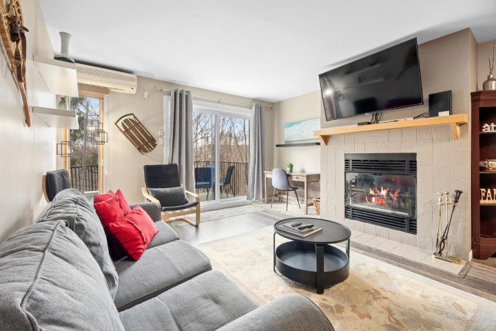 Tremblant Rocher Soleil Ski In Ski Out 2 Bedroom - Mont-Tremblant